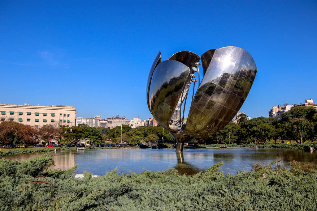 Floralis Genérica - Descubrir Buenos Aires